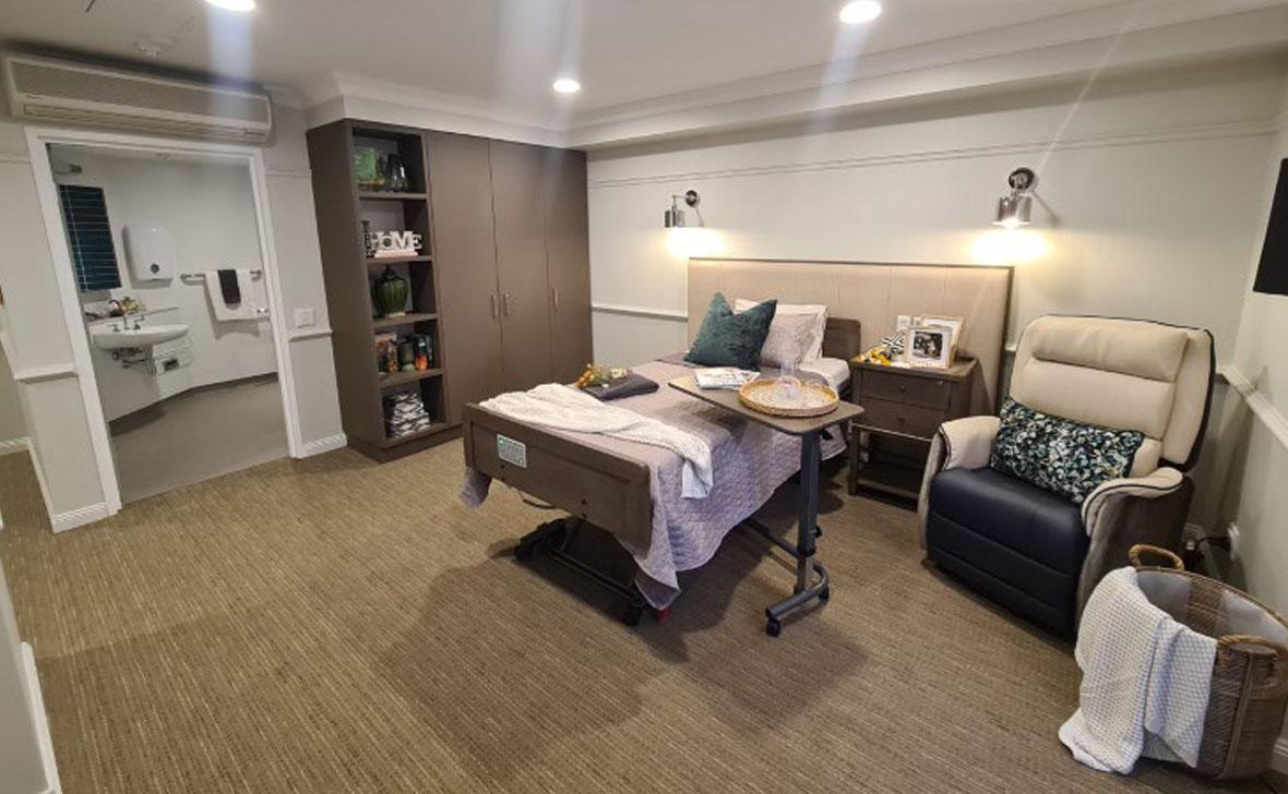 Chiswick Manor Care Community| Opal HealthCare