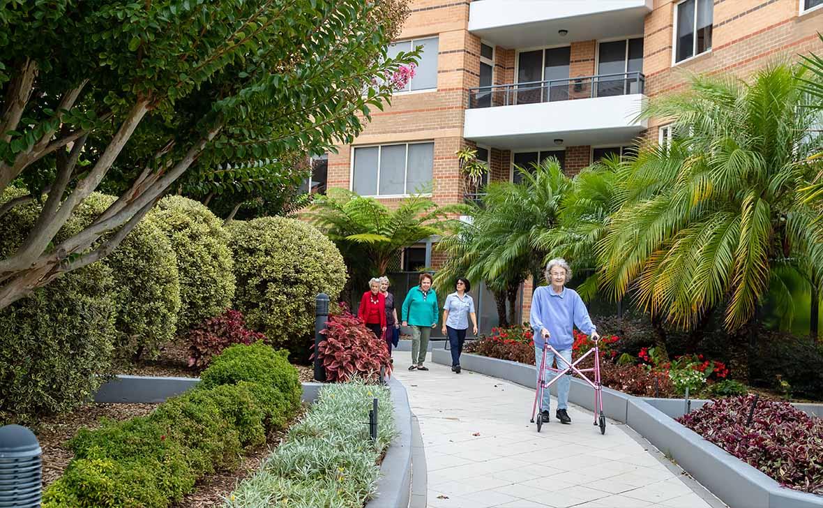 Chiswick Manor Care Community| Opal HealthCare